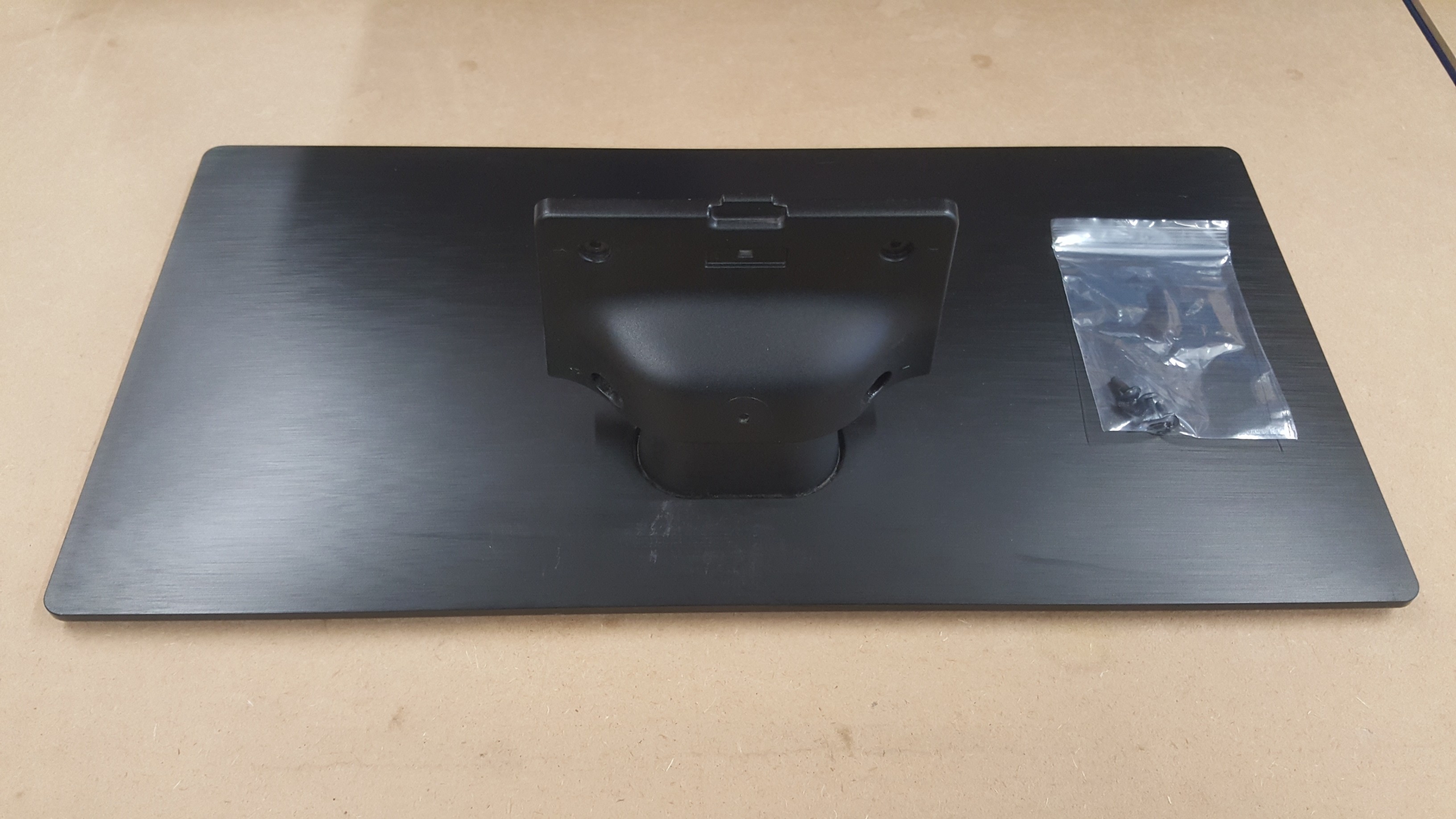 TV STAND FOR PANASONIC TX-65HX585B - TV stands lcd-tv-parts.com