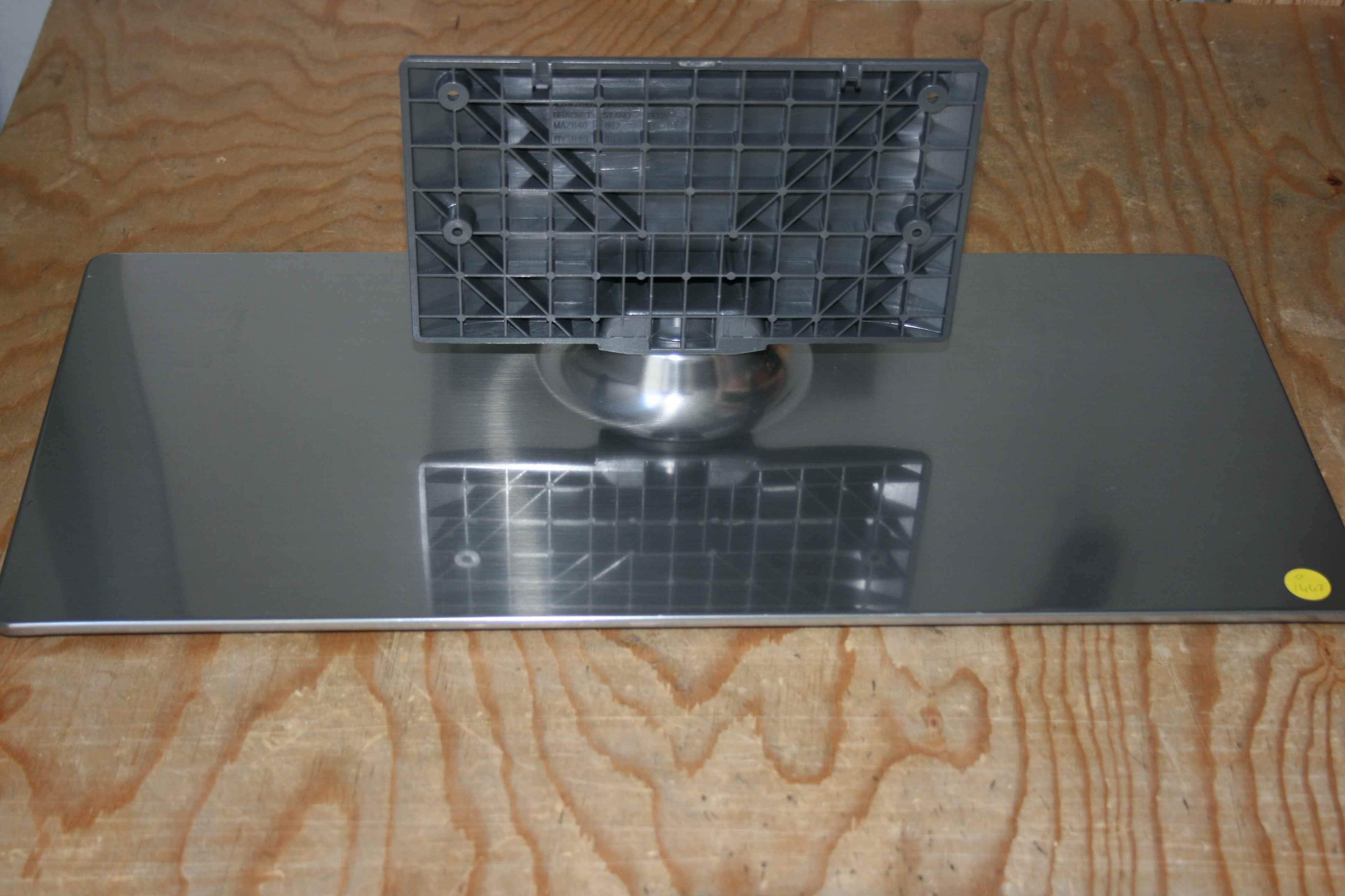 TV STAND FOR PANASONIC: TH-42PX60B lcd-tv-parts.com